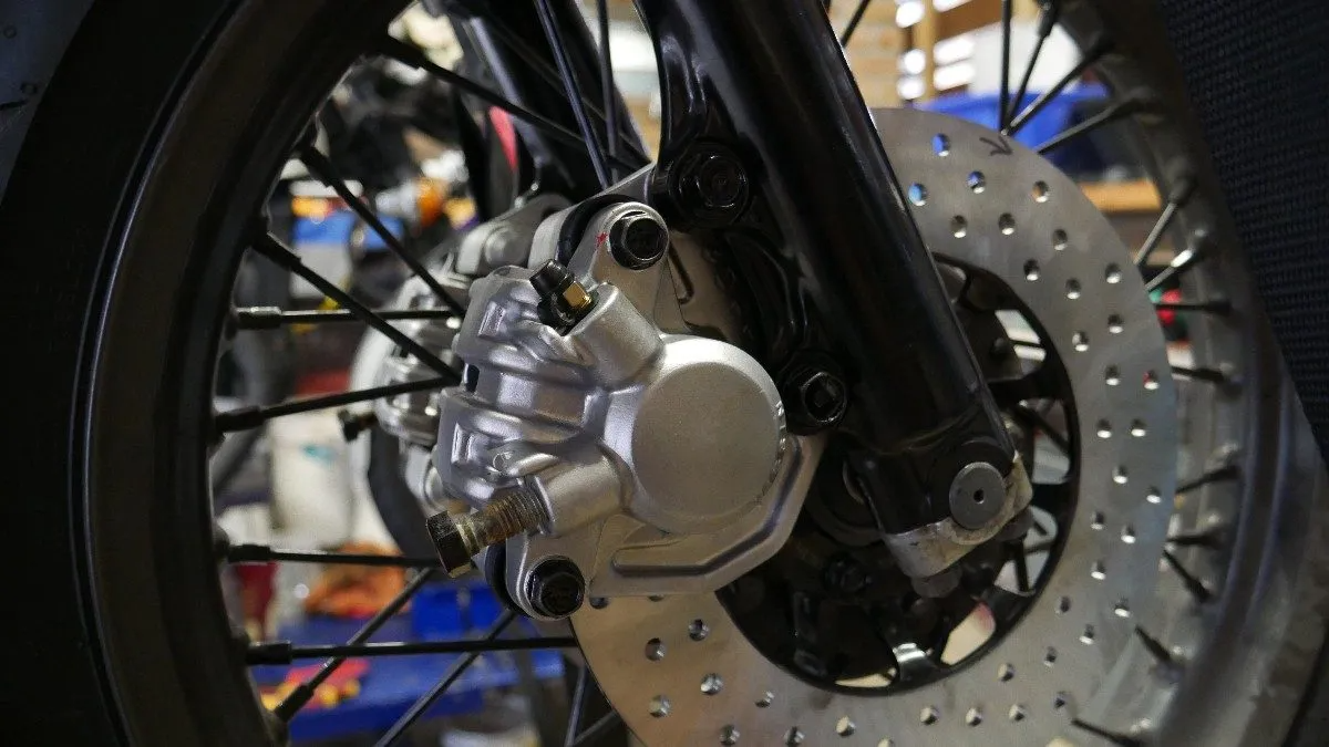 Rebuilding your Cafe Racer Brakes