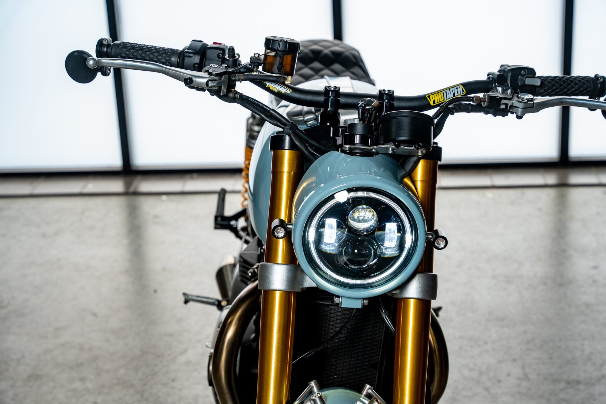 2016 Triumph Thruxton R Scrambler