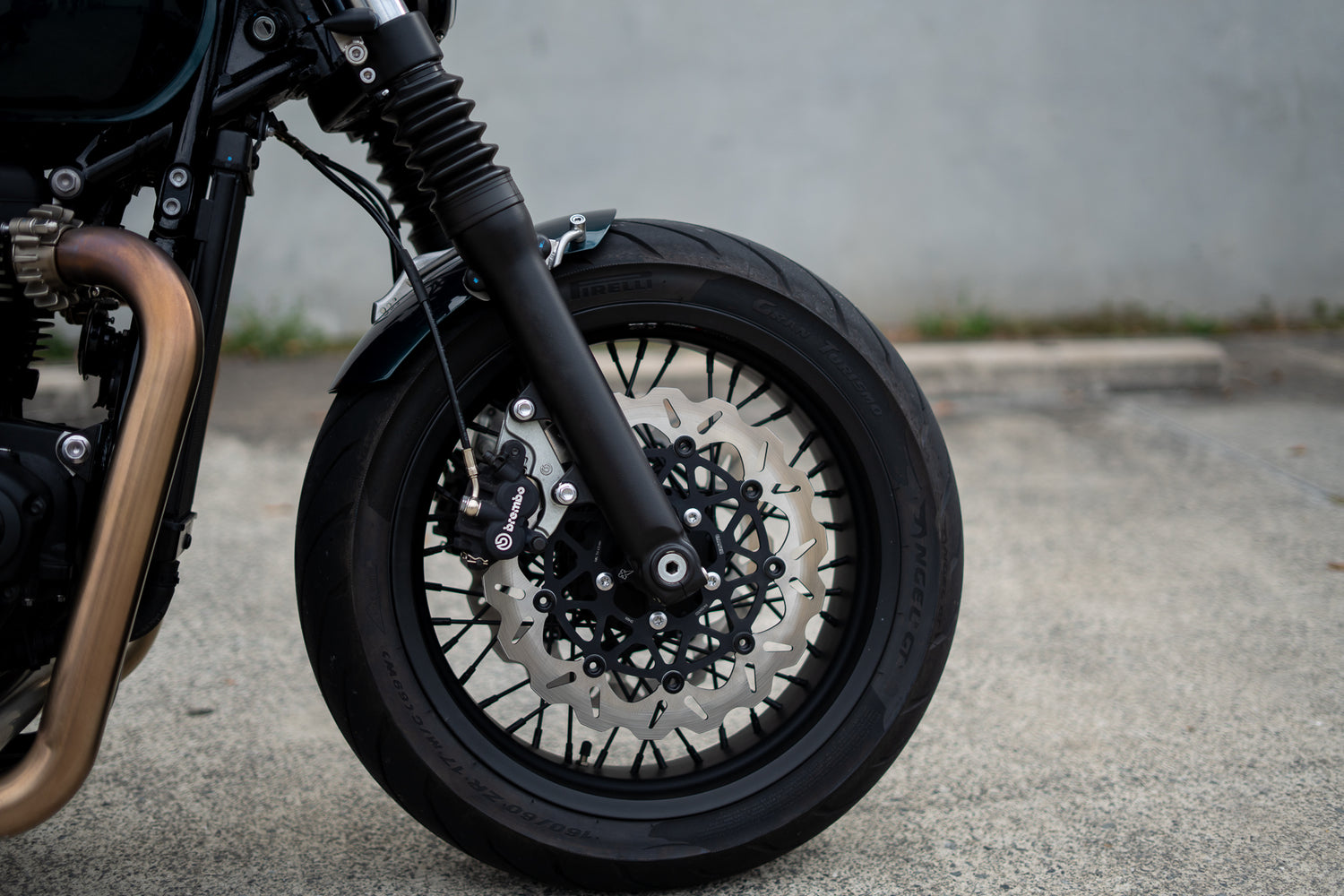 2022 Triumph Custom Wide Wheel Bobber