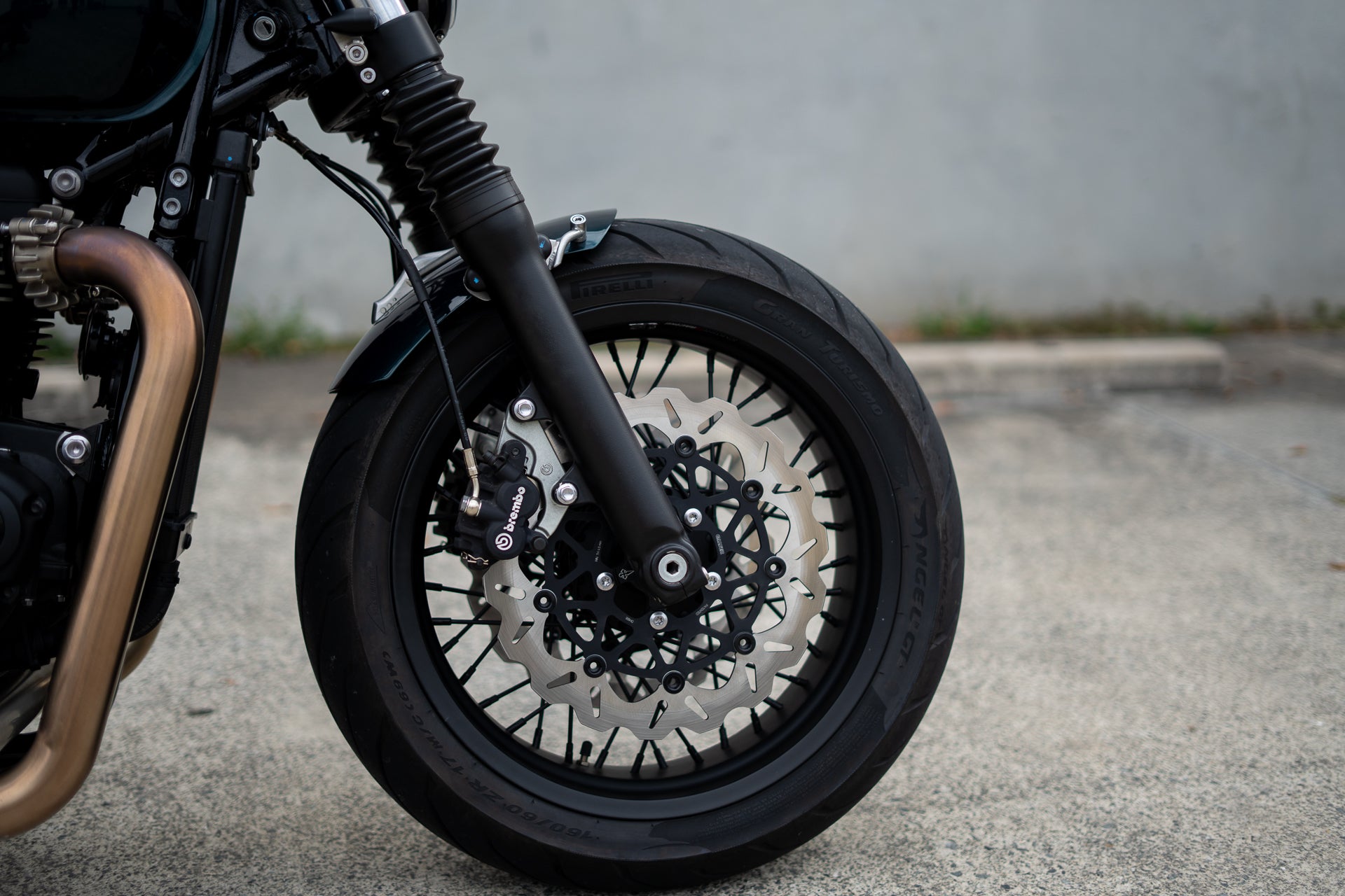 2022 Triumph Custom Wide Wheel Bobber