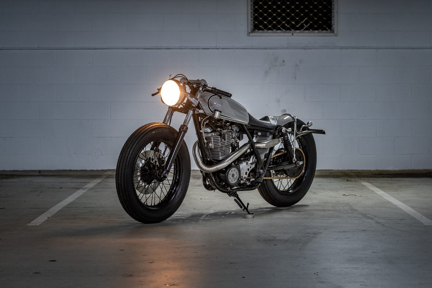 2004 Yamaha SR400 Bobber