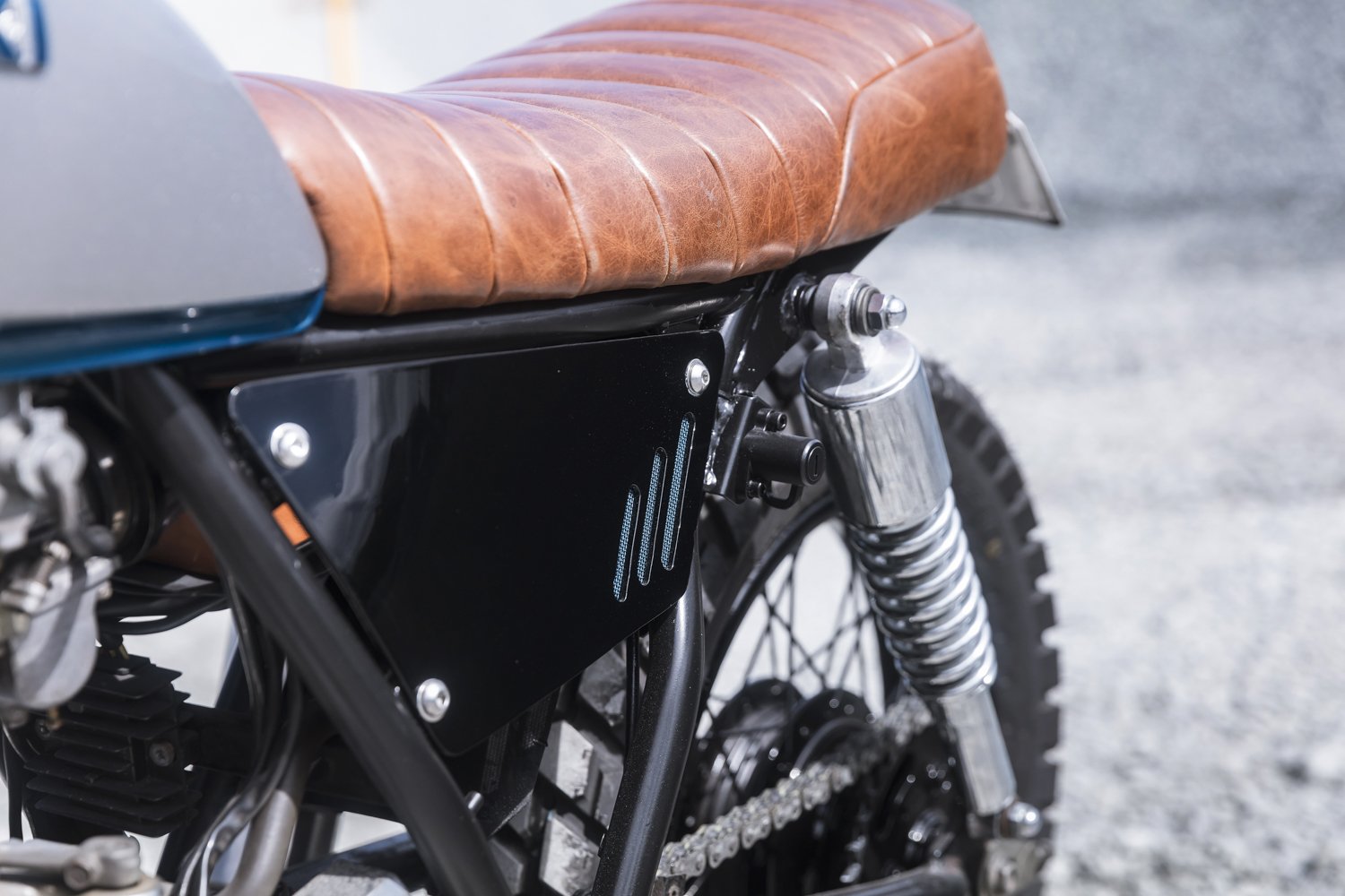 Suzuki GN250 Scrambler V2