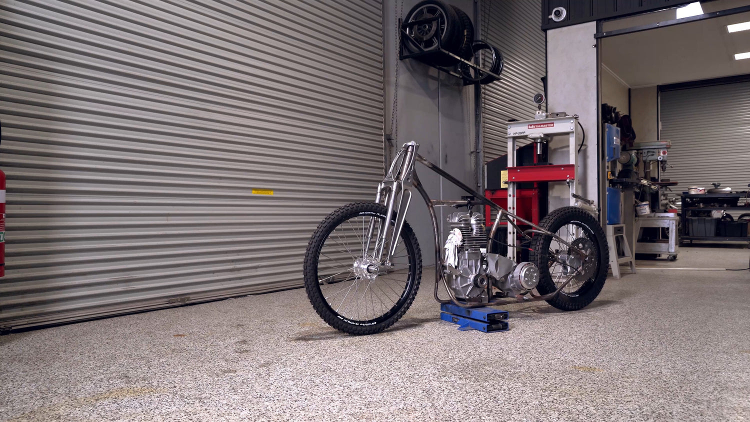 Custom Built Springer Front End – Purpose Built Moto