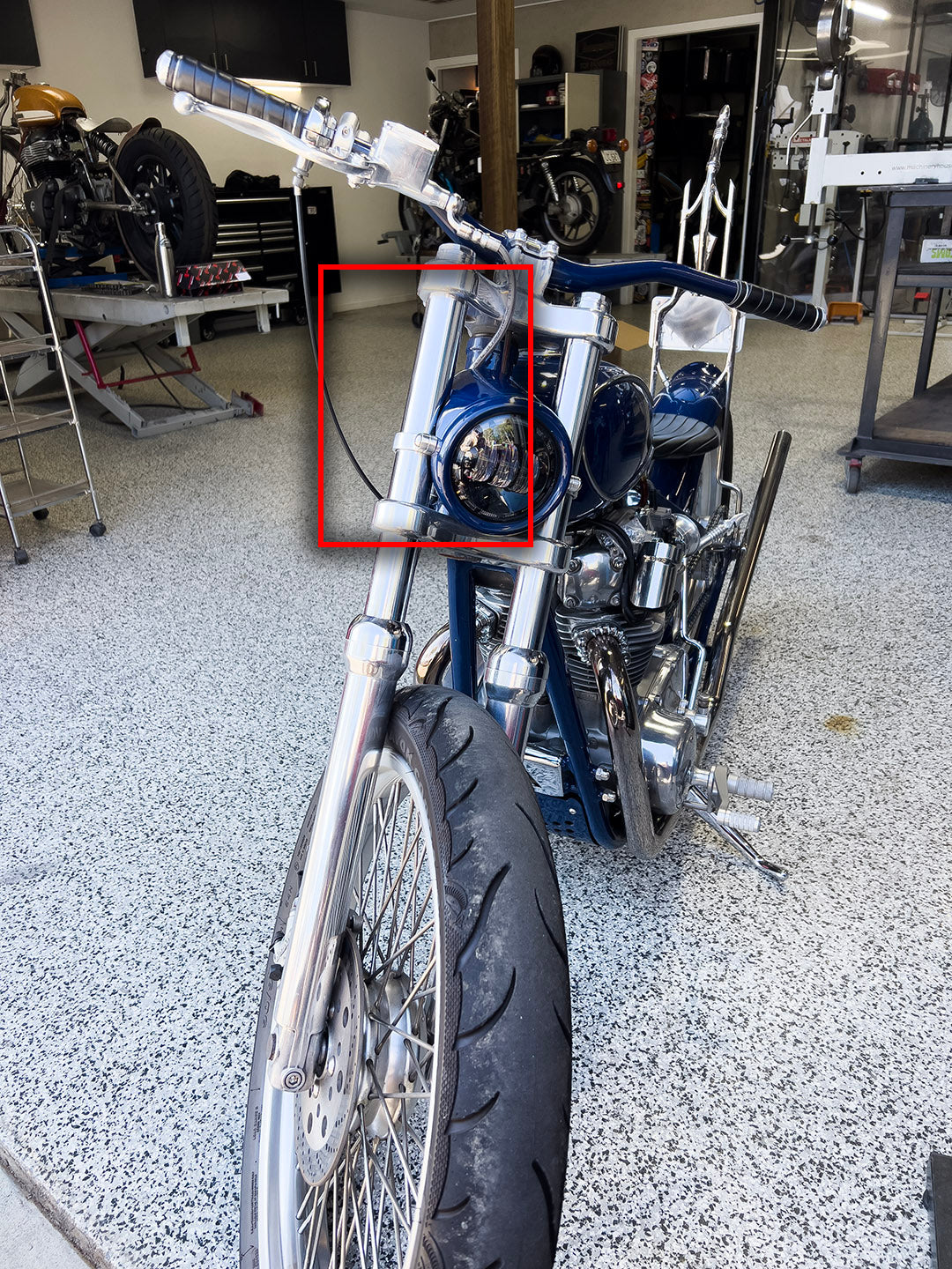 Headlight Brackets for 40-44mm Motorcycle Forks