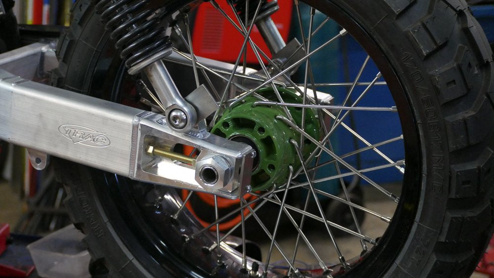 Cafe Racer swingarm mount license plate bracket