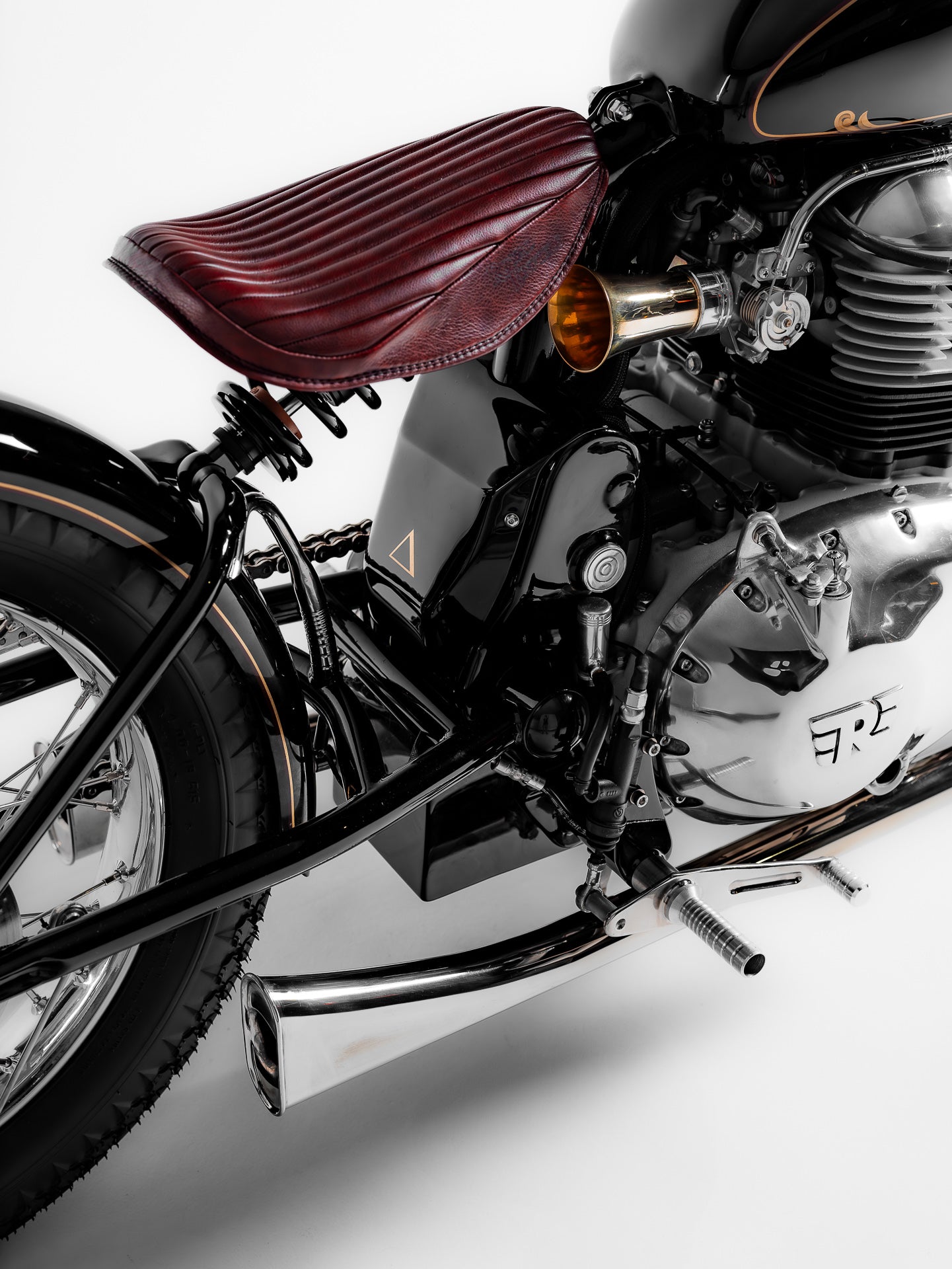 Royal Enfield Super Meteor 650 Custom Project Delta