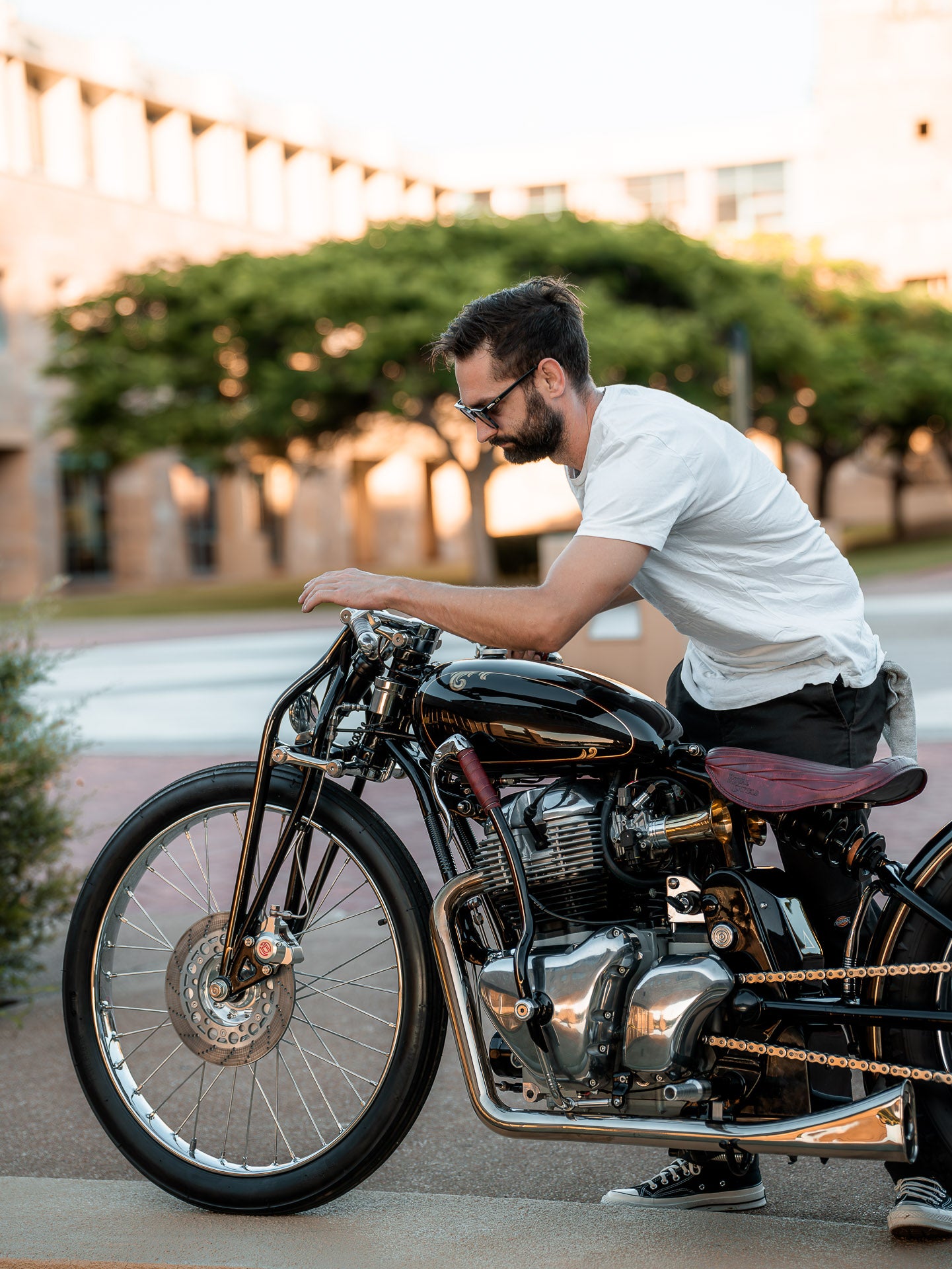 Project Delta Royal Enfield Super Meteor 650 Build
