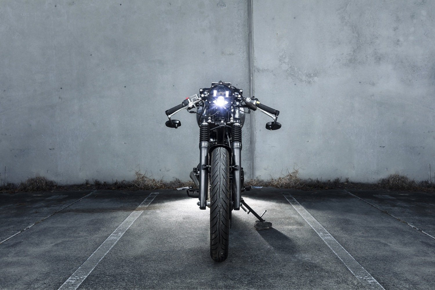 Sol Invictus Nemesis 400 Cafe Racer