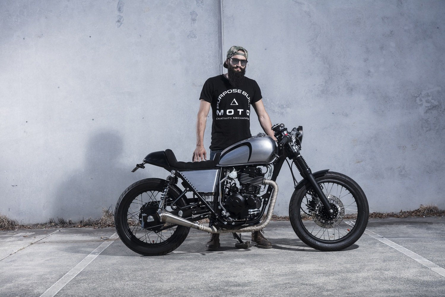 Sol Invictus Nemesis 400 Cafe Racer