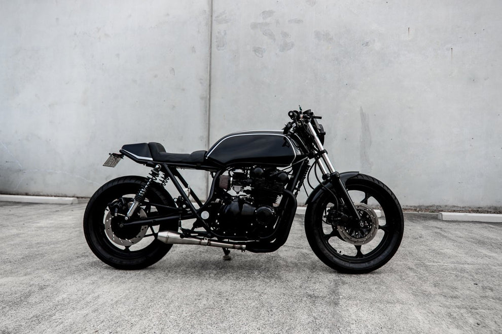 1983 Suzuki GS650- All Black Cafe Racer – Purpose Built Moto