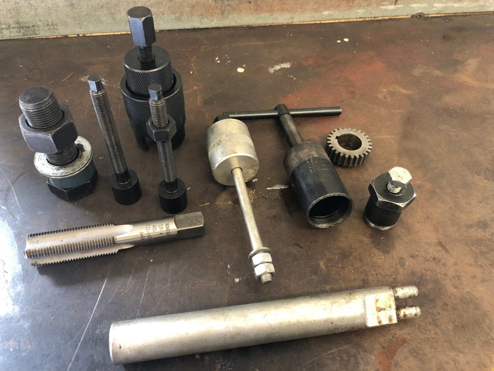 Step by Step motorcycle engine rebuild