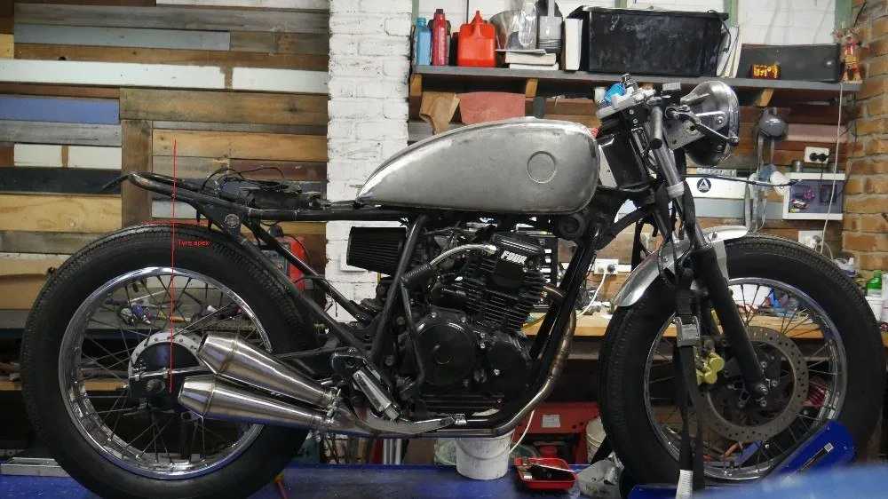 Fitting a Cafe Racer Tail hoop