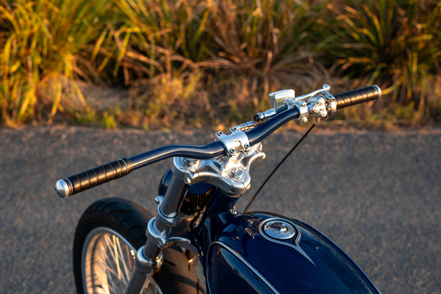 How to set up cafe racer bars