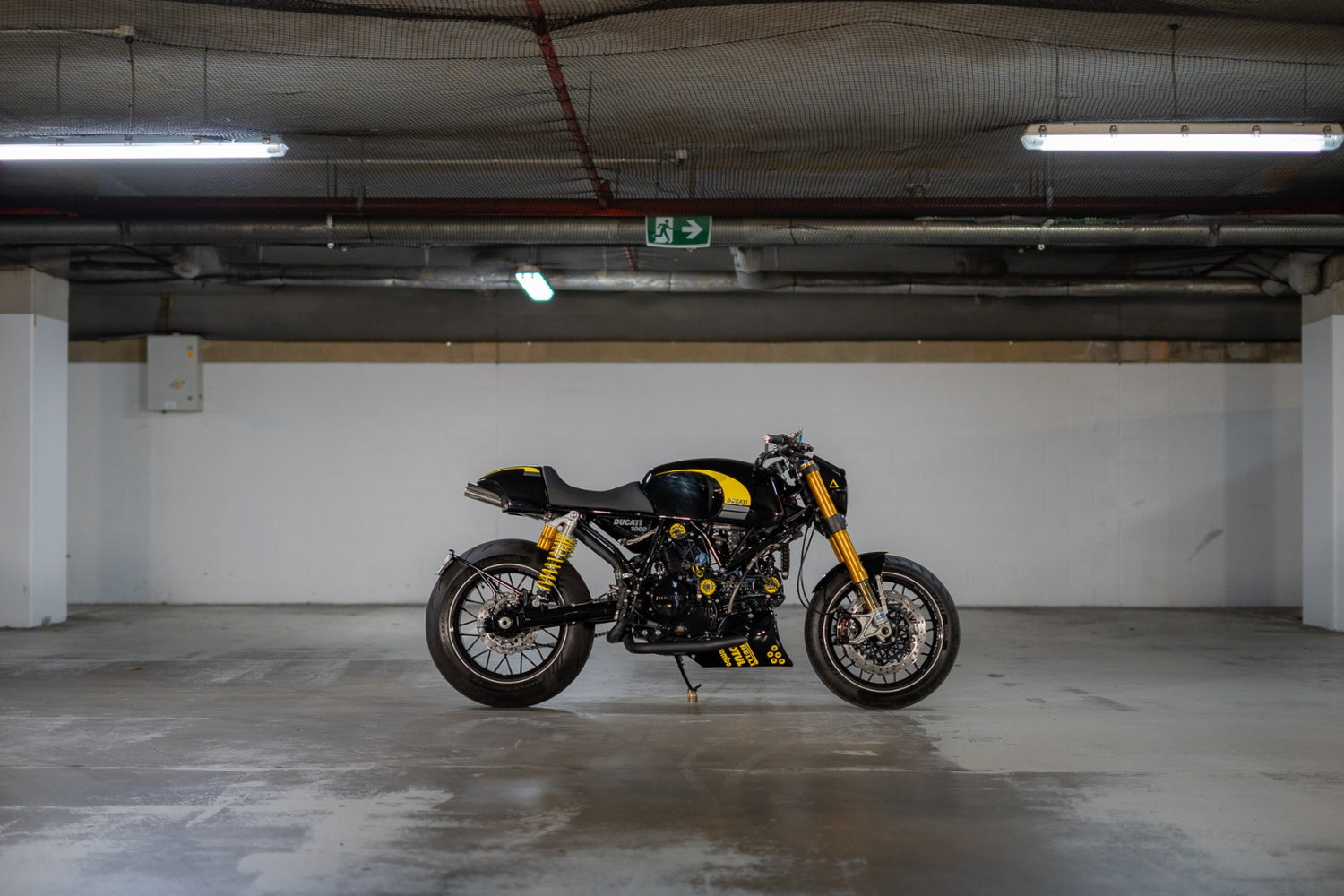 Custom Ducati GT1000 Café Racer | Signature Series