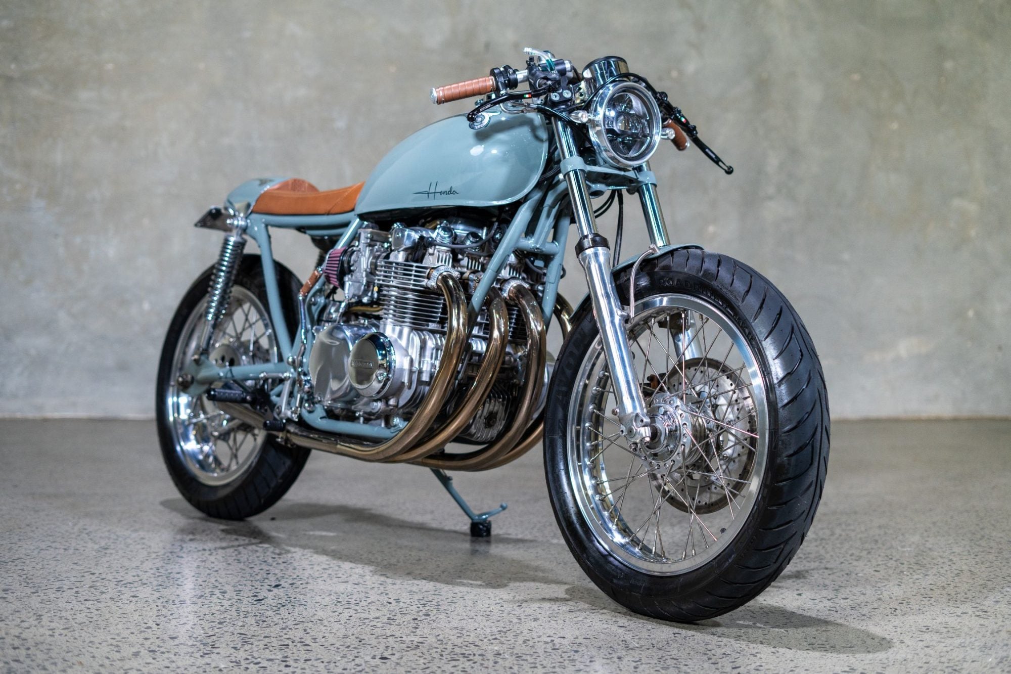 1974 Honda CB550 Cafe Racer | Shannons Dream Bike Build