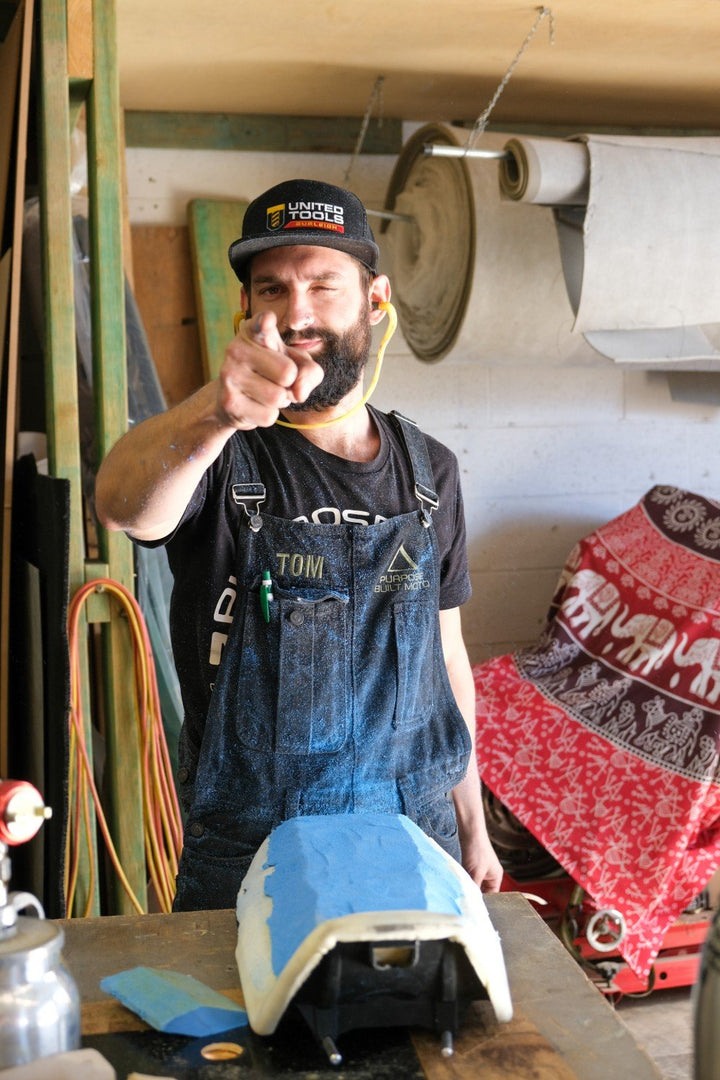 Husqvarna Vitpilen 401 Tracker Build EP. 2